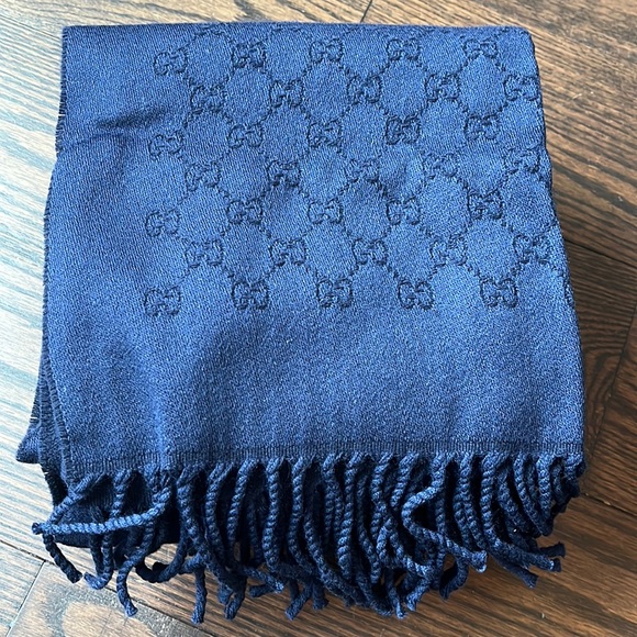 Gucci | Accessories | Gucci Mens Wool Logo Scarf 38 X 8 Cm | Poshmark